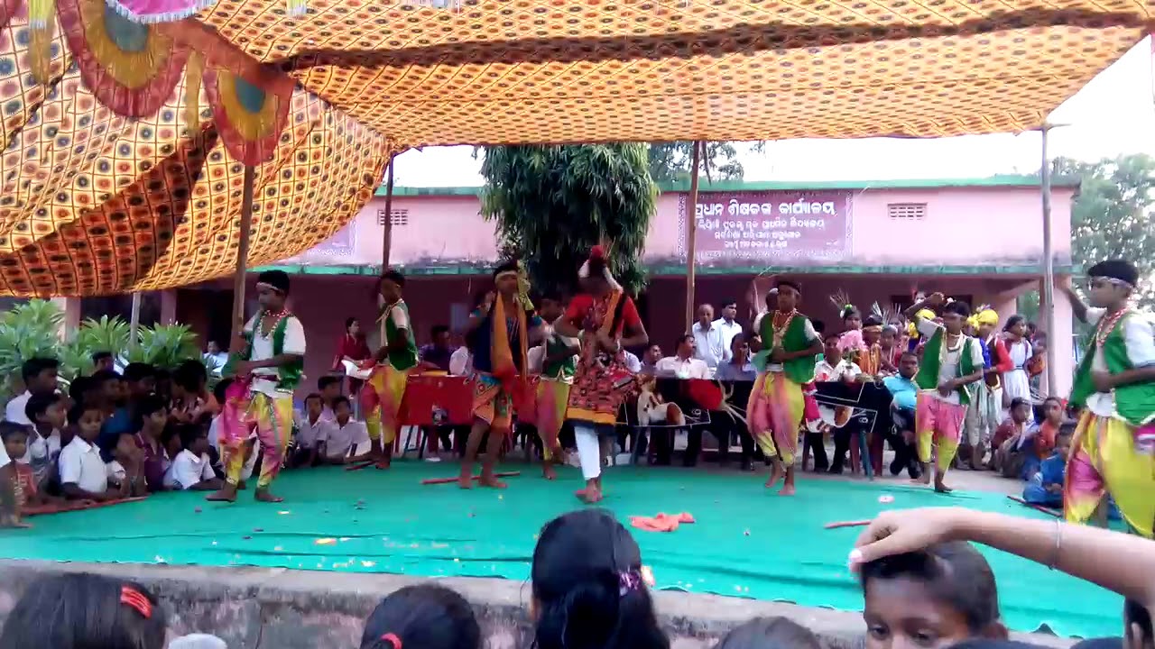 Pataka Dance Mahua pani - YouTube