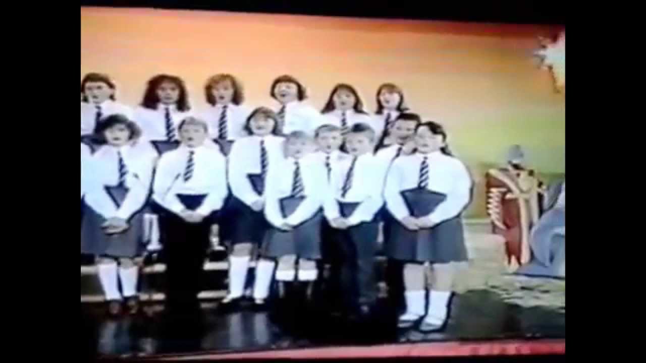 Saron School Ammanford Xmas 1989. - YouTube