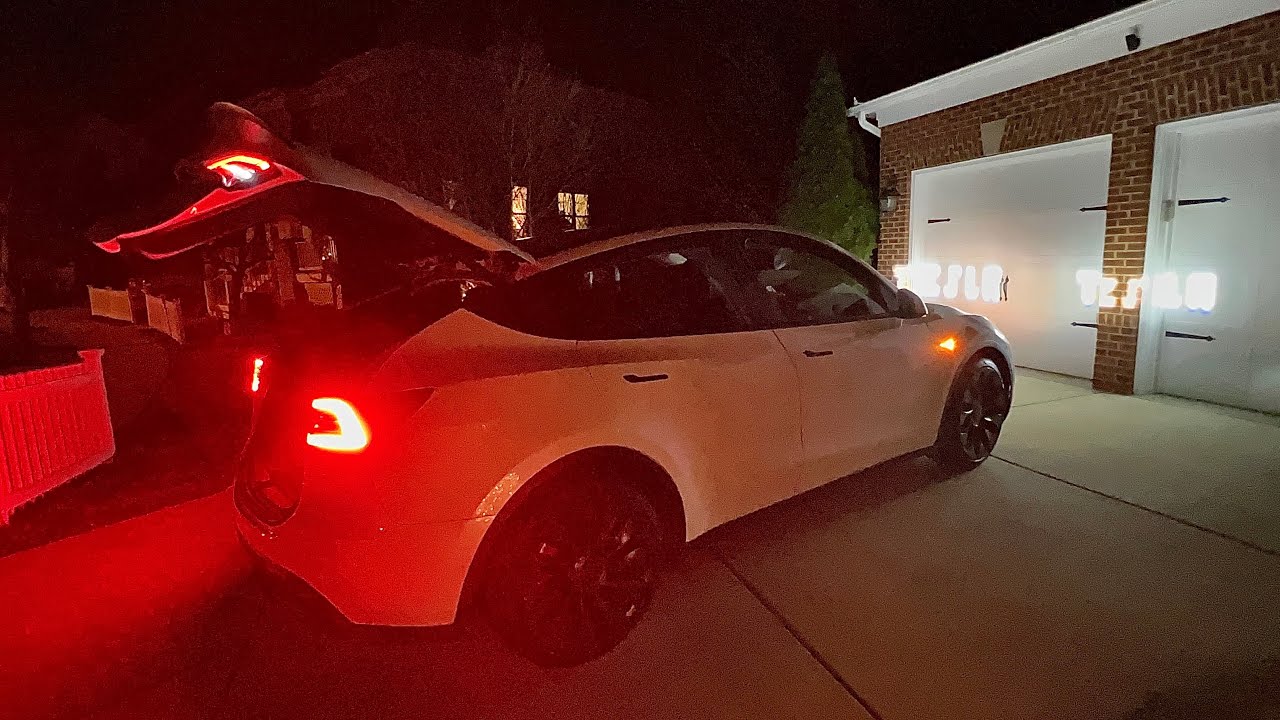 Tesla Model Y Performance Holiday Light Show 2022 - Full Show - YouTube
