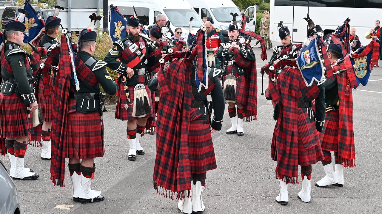 Military Band 2 SCOTS Pipes and Drums warming up before the parade ...