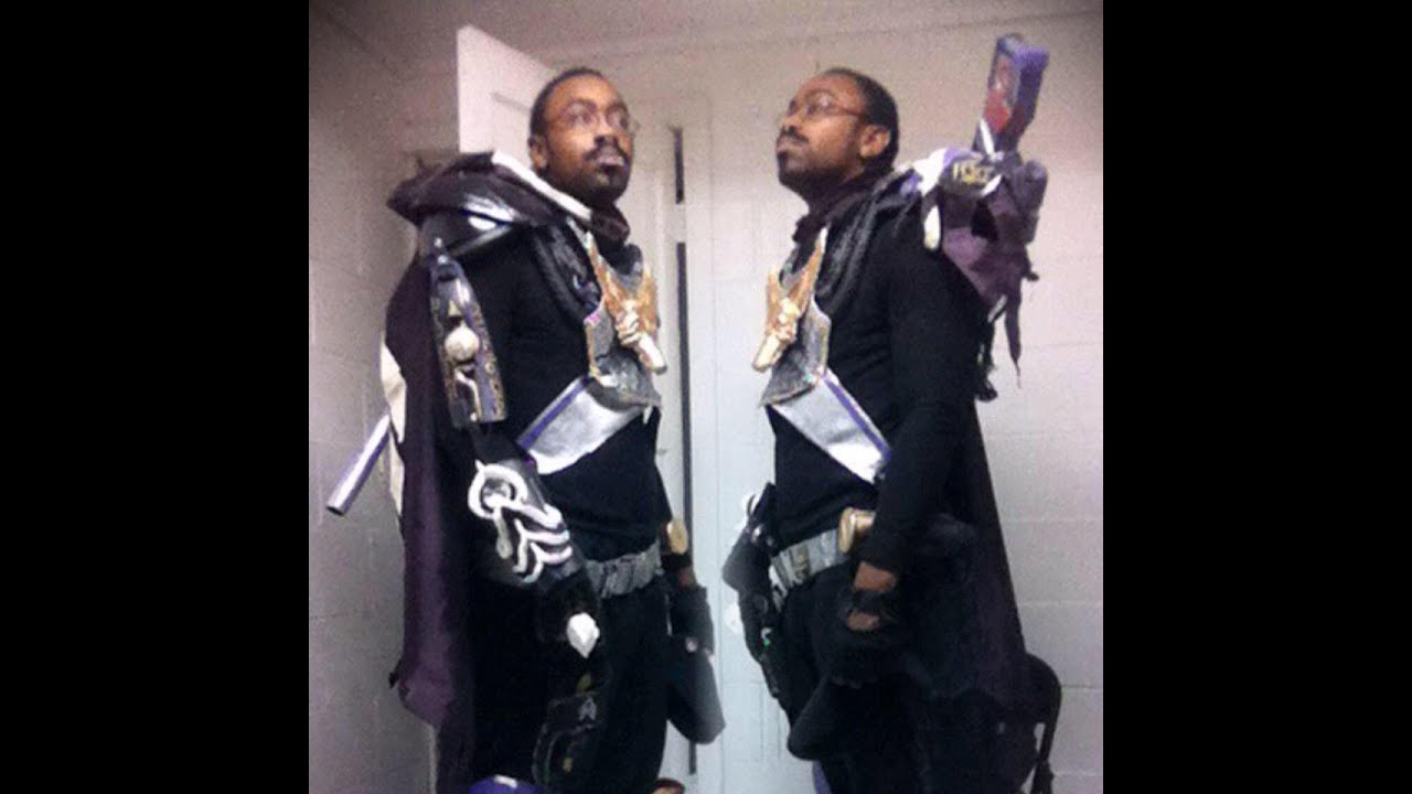 Cosplay Review Destiny Guardian - YouTube