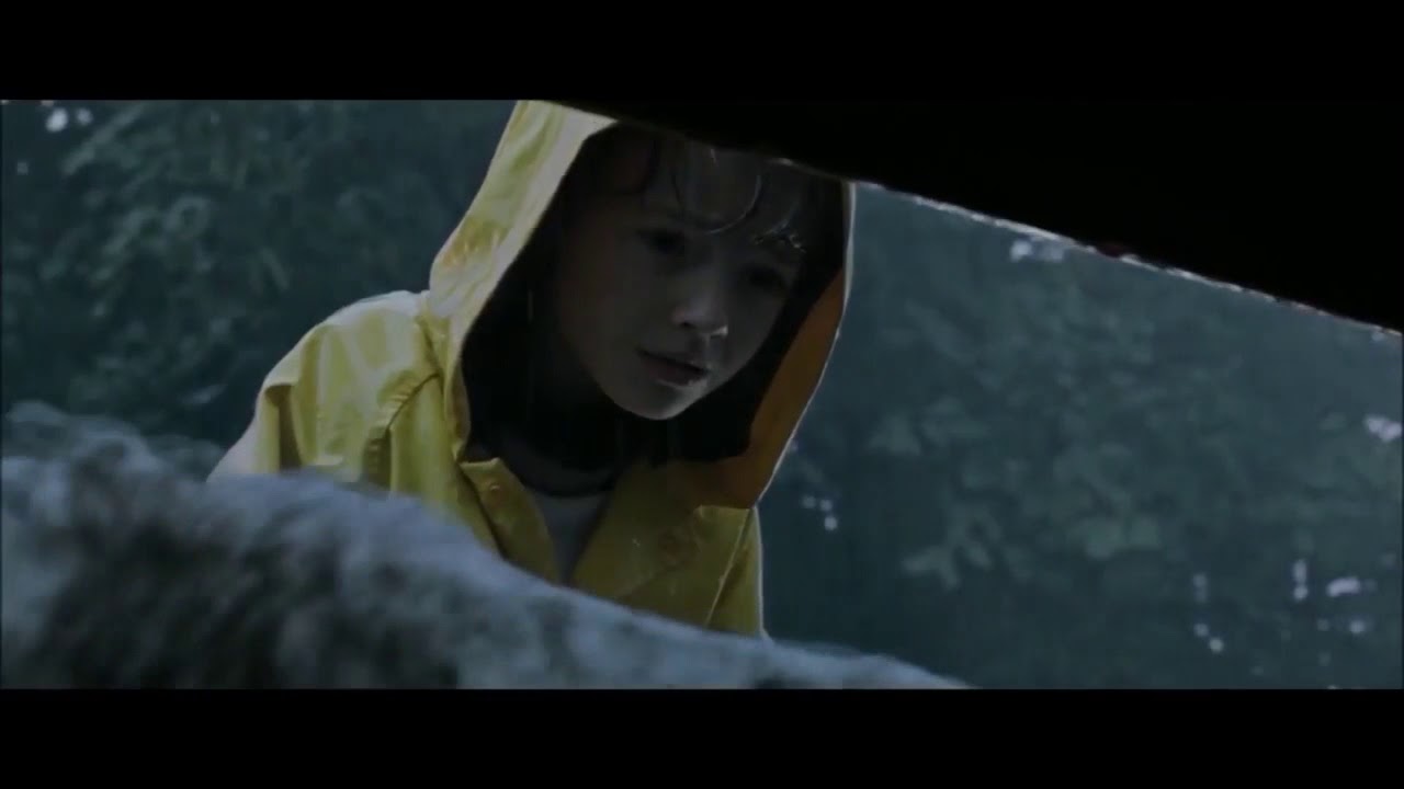 IT (2017) PENNYWISE RIPS OF Georgies Arm - YouTube