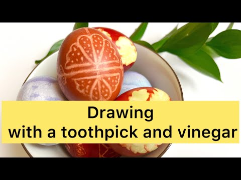 Draw on Easter eggs with toothpicks and vinegar