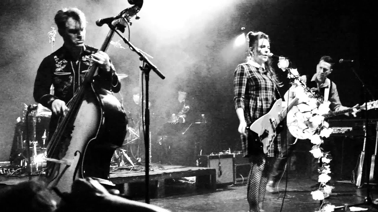 Hillbilly Moon Explosion "Maniac Lover" - YouTube