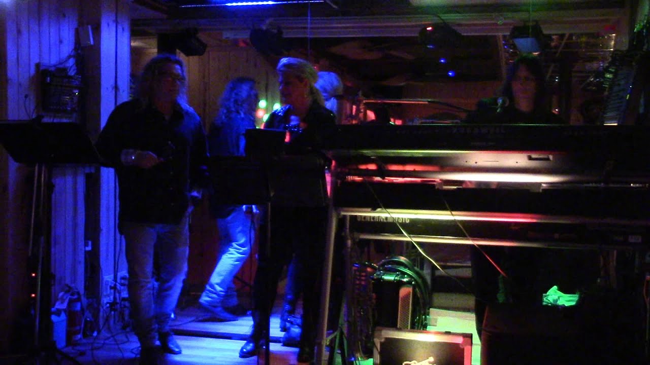 STRANGERS IN THE NIGHT -COVER -JACEK ADAMSKI - YouTube