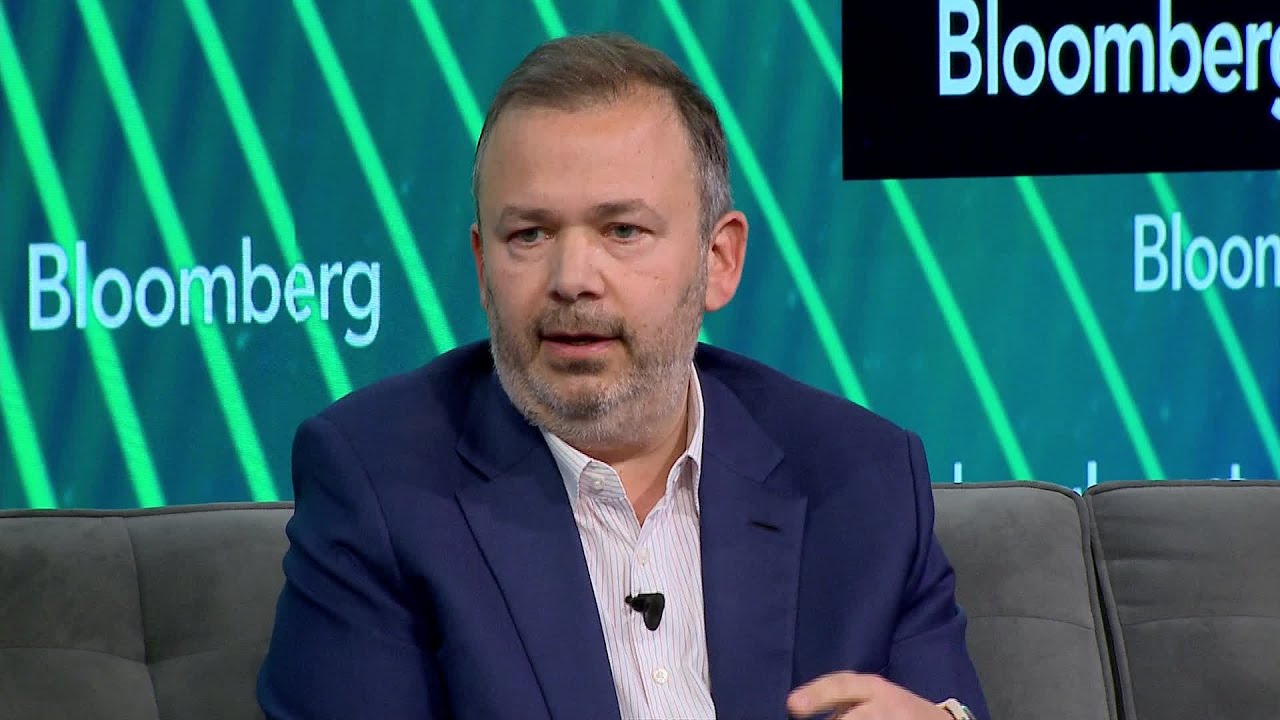 Saba’s Boaz Weinstein on the Risks of a Credit Crunch - YouTube
