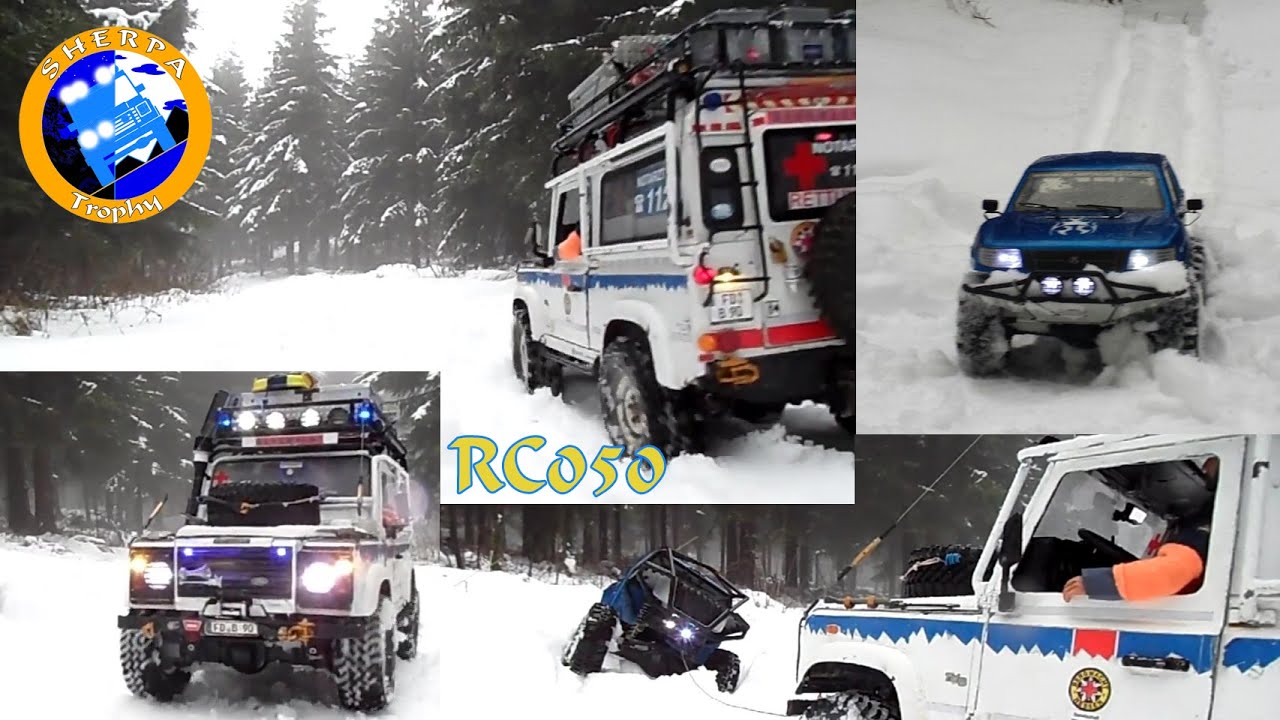 Mountain Rescue unit at work - Let him tow - Landrover Snow Service ...