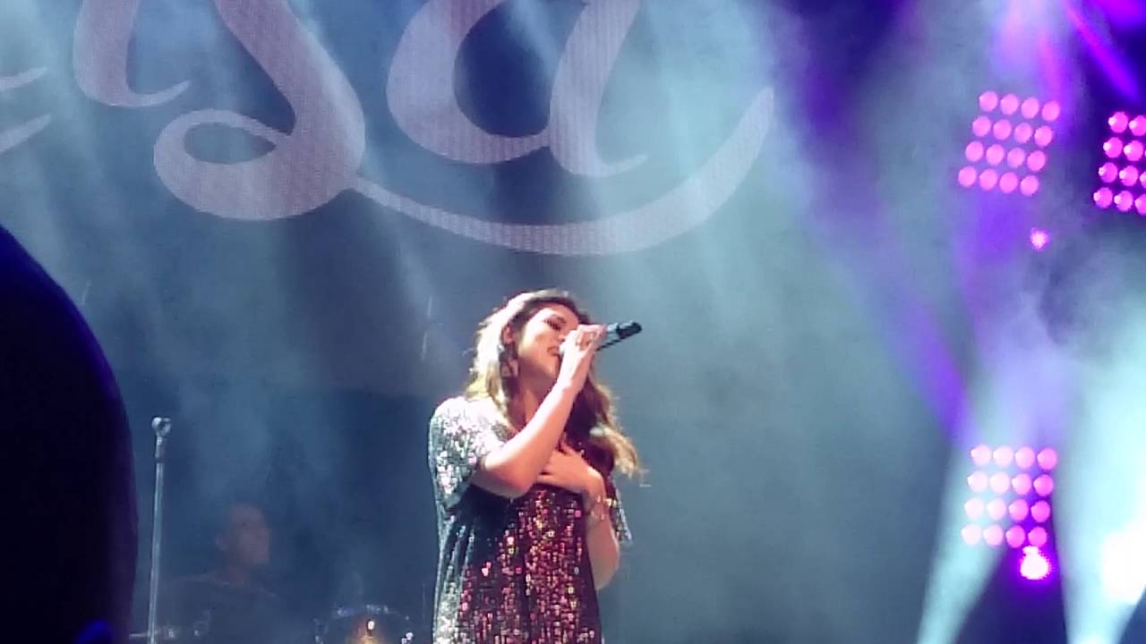 RAISA - LET ME BE (I DO) - MUSIC MATTERS, SINGAPORE 2016 - YouTube