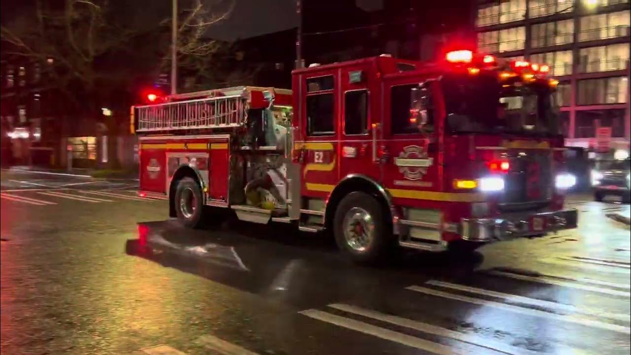 Seattle Fd E2 And L4 Responding Youtube
