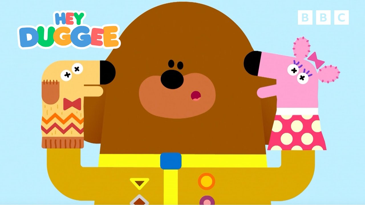 Searching for Duggee! | The Maze Badge | Hey Duggee - YouTube