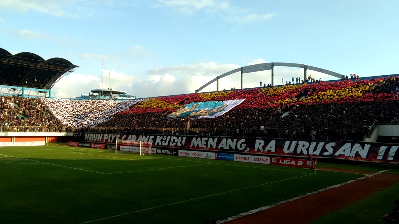 Koreo BCS "enjoy" PSS Sleman v Persiraja - YouTube