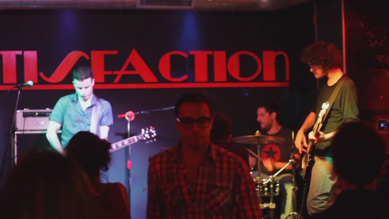 Zuma Birds - She's Got Stars In Her Eyes - YouTube