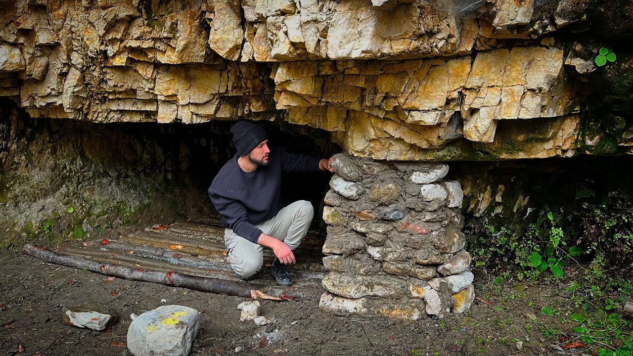 Building a perfect and warm survival shelter | Bushcraft stone hut ...