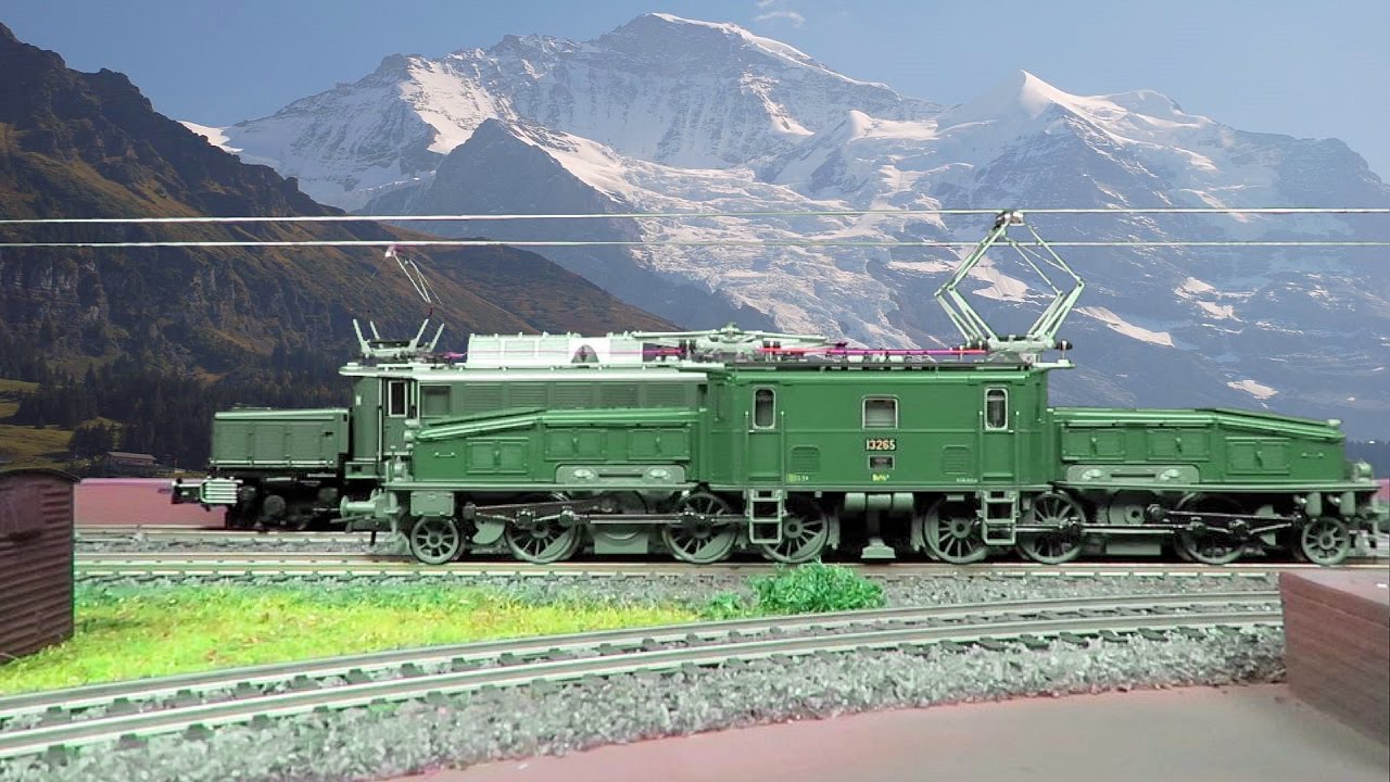 Crocodiles under Swiss Wires SBB and DRG E94 Meet. Model Rail - YouTube