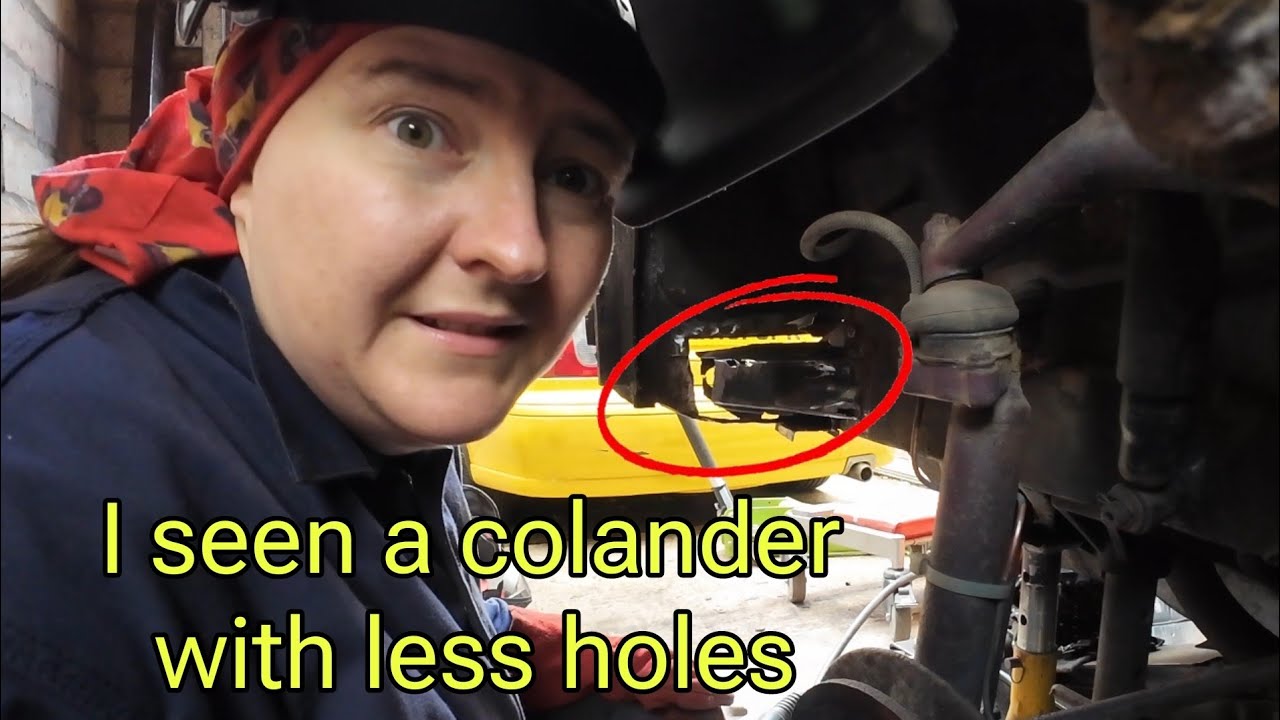 Rover P6 - Fabricating and Welding up the front outrigger pieces - YouTube