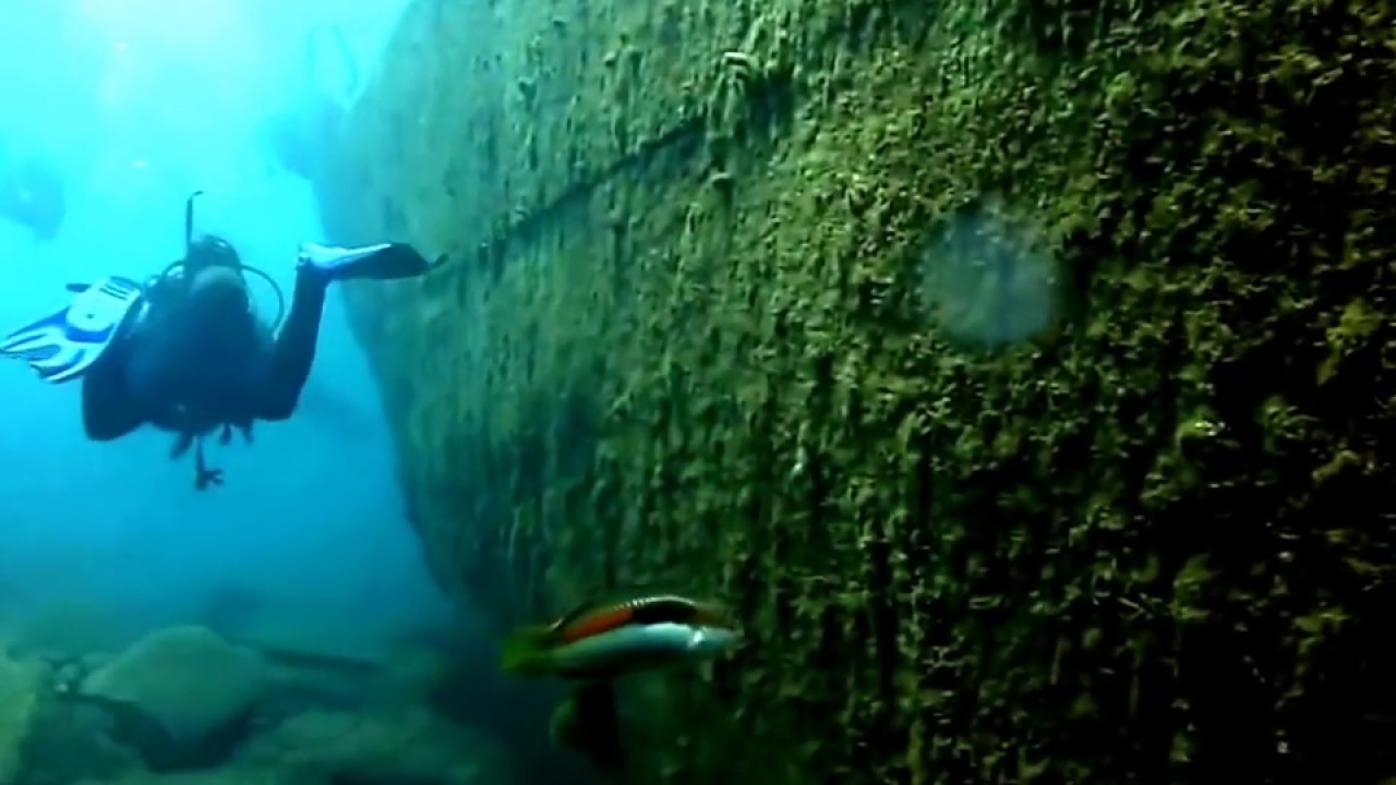SCUBA Diving Greece: Best diving in Santorini - YouTube