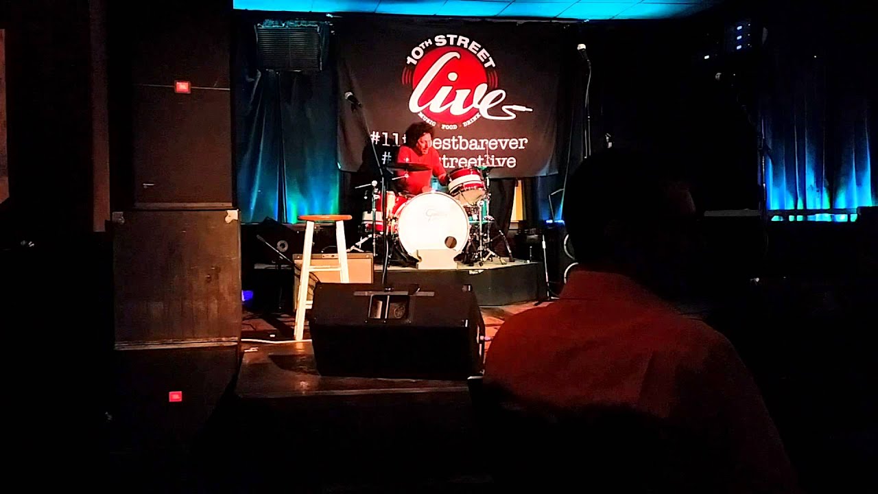 Alex Sulton angry drum solo 10th street live kenilworth nj - YouTube