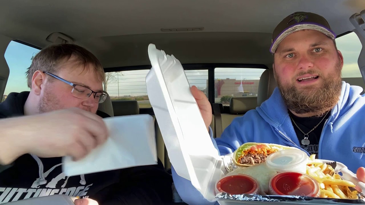 Review//Fat Willy's Rochester,MN - YouTube