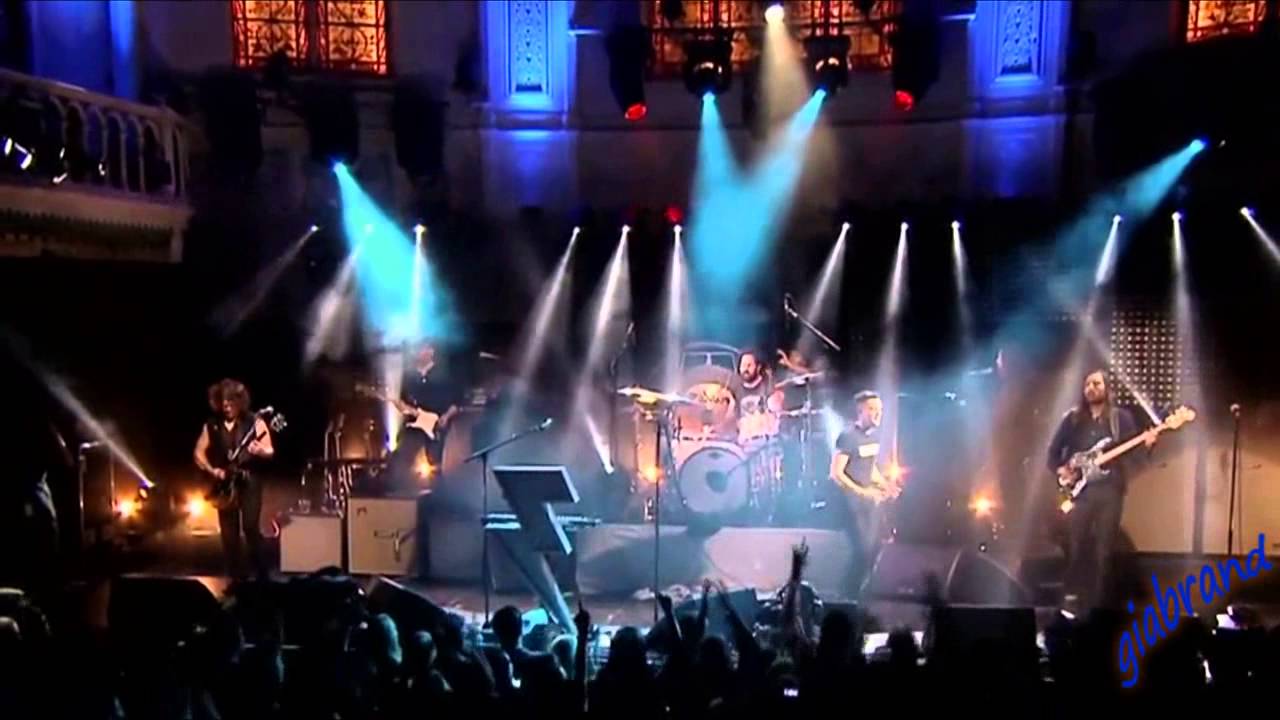 THE KILLERS - HUMAN (World Stage Amsterdam) - YouTube