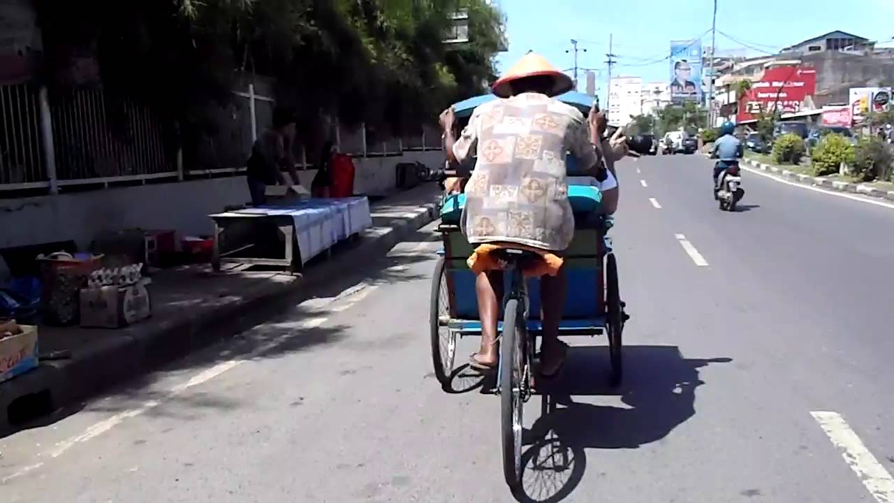 Becak ride in Makassar / Sulawesi 7 Feb 2013 - YouTube
