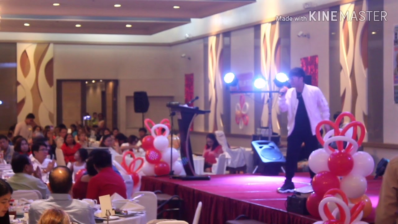 Mark Mabasa @ Century Park 2019 - YouTube