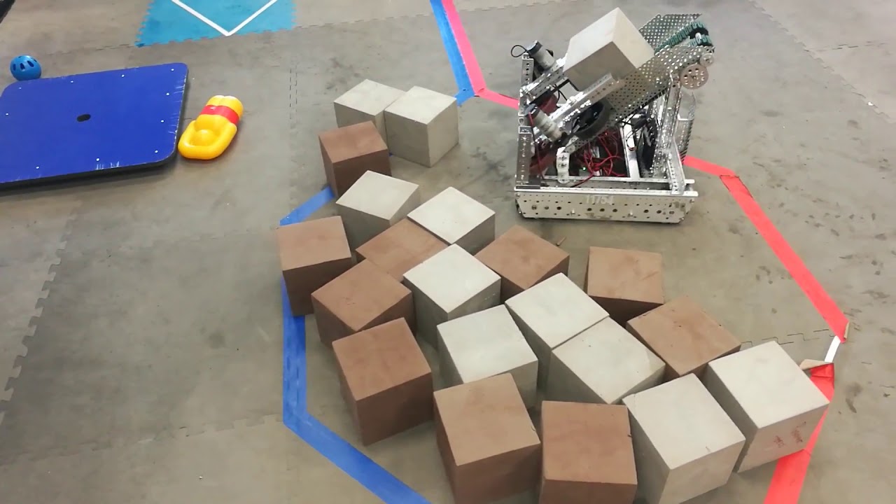Team EnergySmart 12754 FTC Relic Recovery Robot - YouTube