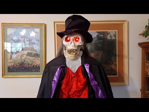 Gemmy Lifesize 2010 Dead Head Butler - YouTube