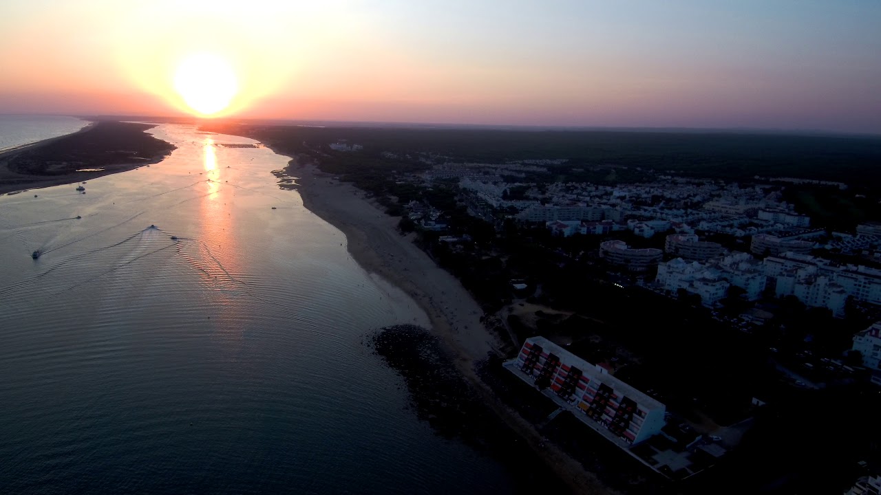 El Portil. Playas de Huelva, Andalucia desde Drone - Viajar24h.com ...