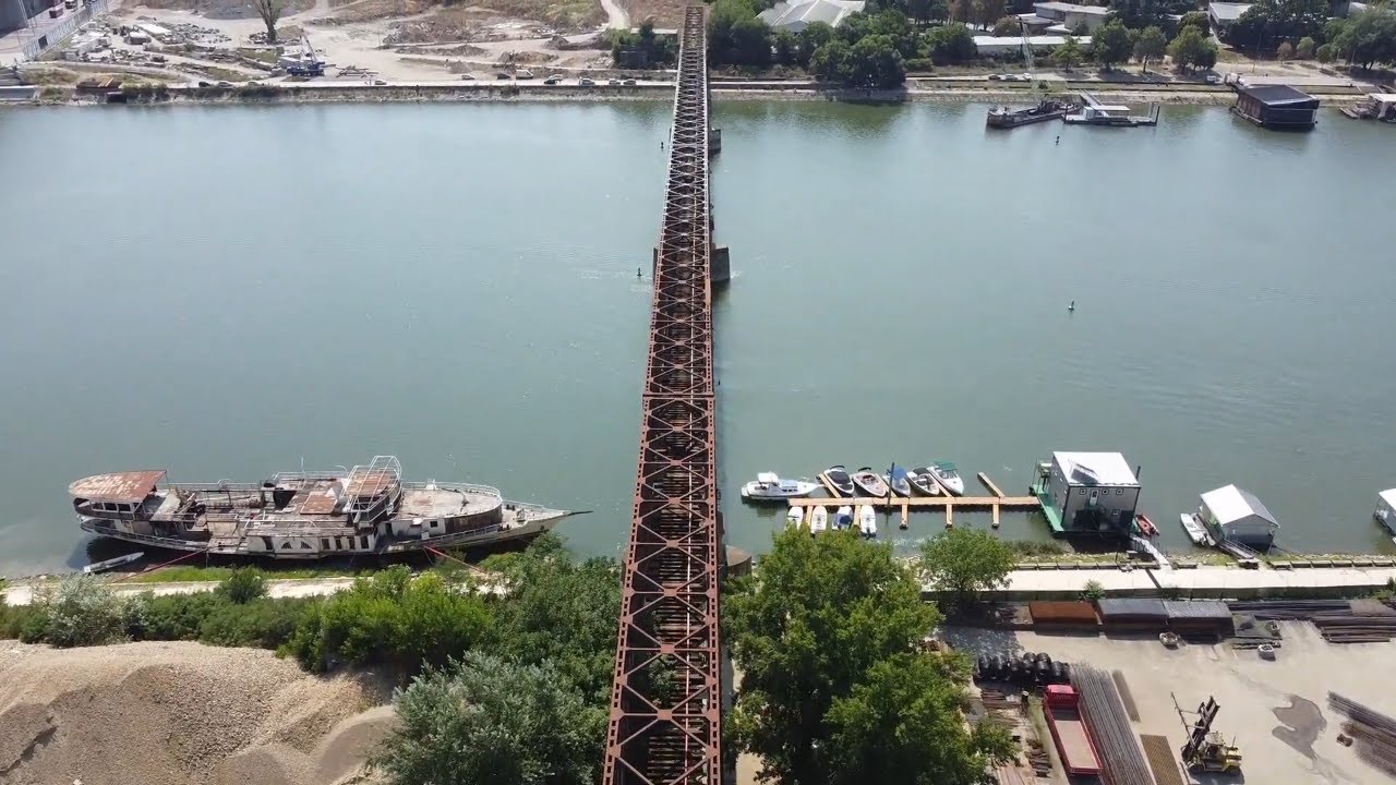 STARI ŽELEZNIČKI MOST U BEOGRADU - YouTube