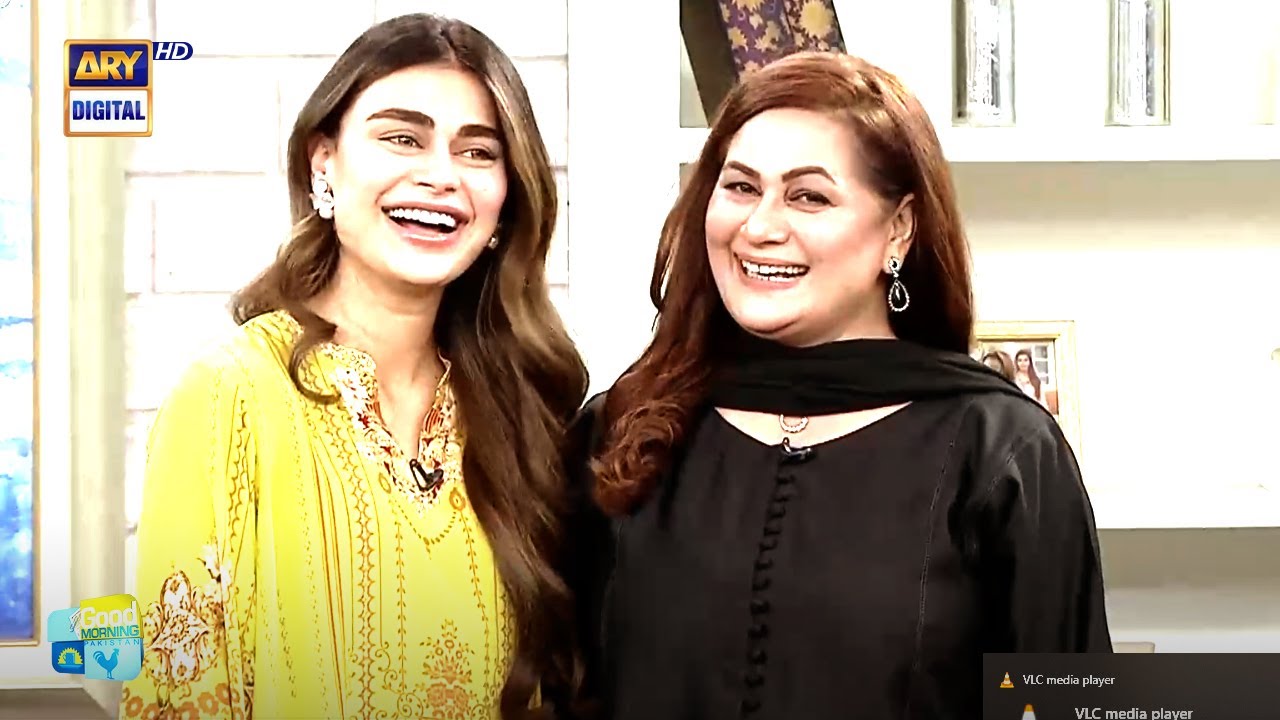 Meri Phupho Bohat Achi Hai | Sadaf Kanwal | Nida Mumtaz - YouTube