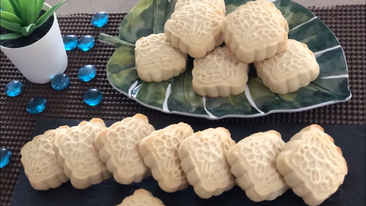Butter cookies Recipe / how to make butter cookies - YouTube