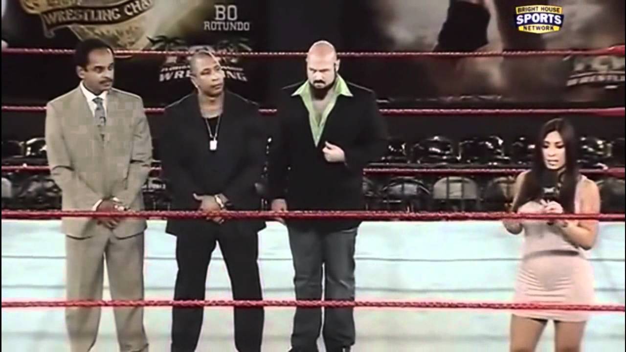 FCW Maxine segment # 4 (19-02-2012) - YouTube