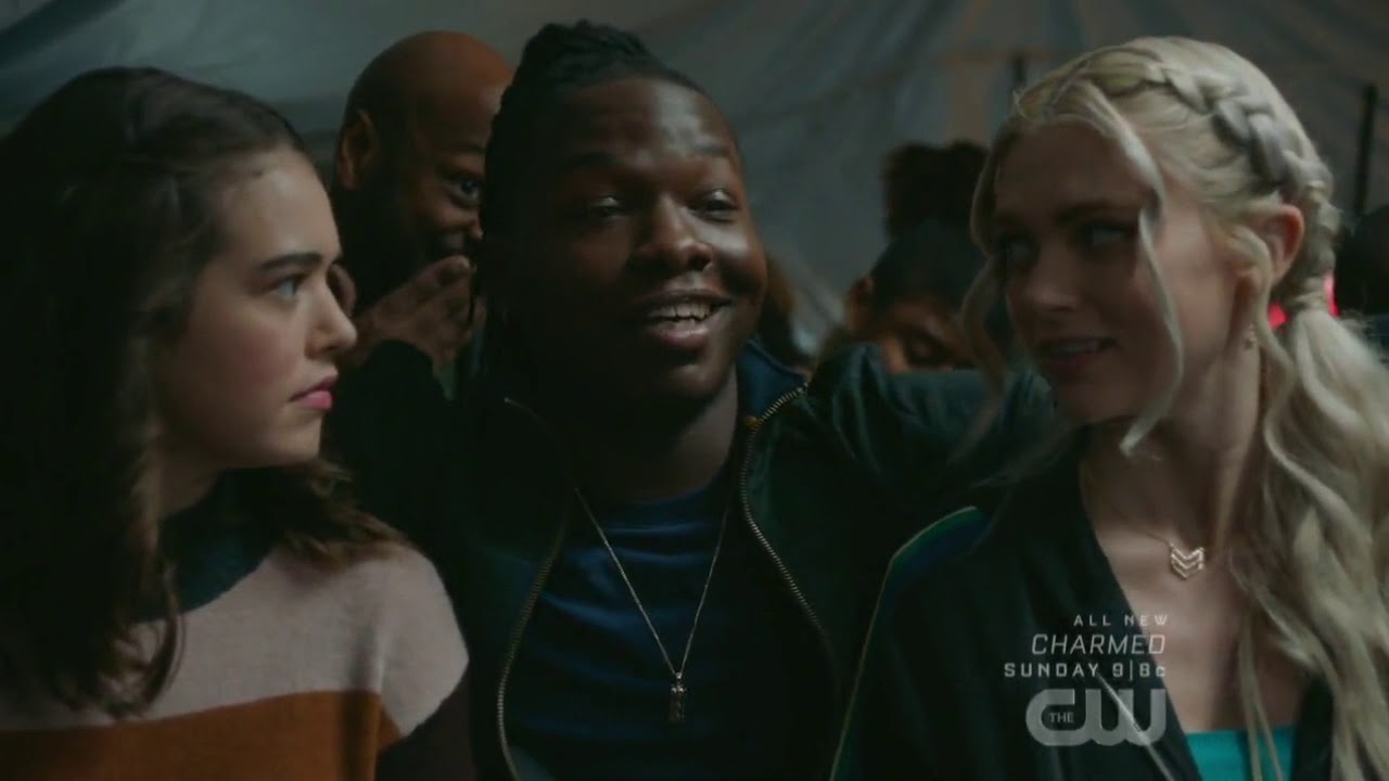 Legacies 1x12 Alaric,Hope,Kaleb,Lizzie,Josie and Emma Pretend they are ...