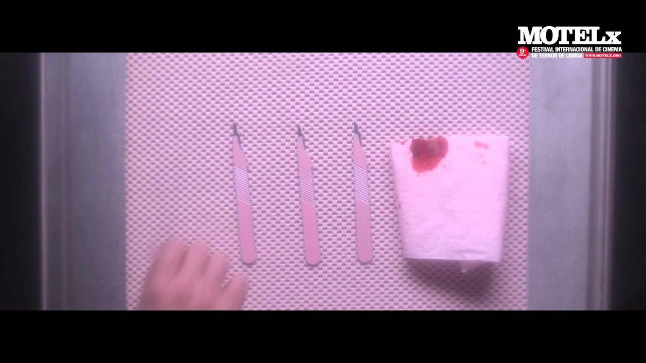 Bath Time/ La Hora Del Baño (2014) | Trailer - YouTube