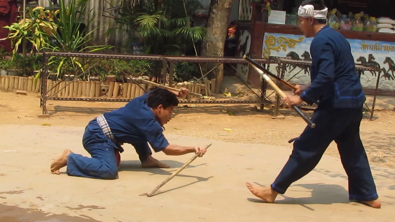 Dual swords Fighting - YouTube