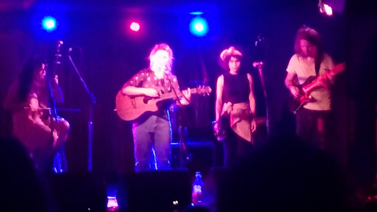 Wattle by Star Slushy - live at the blackbear lodge - YouTube