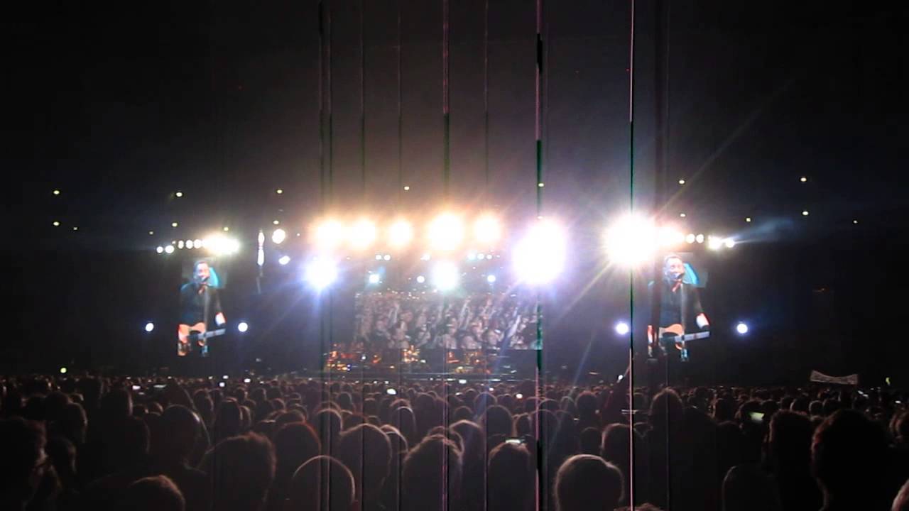 Bruce Springsteen - Born in the USA - Live Snippet Friends Arena in ...