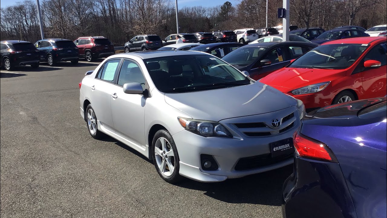 2012 Toyota Corolla S walkaround and horn - YouTube