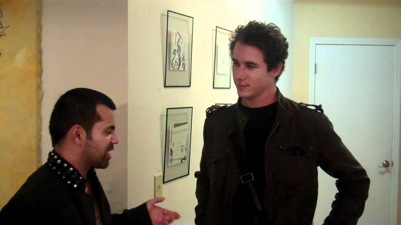 FASHION ILLUSTRATOR ARTIST TREY BRYAN WITH MEDAVOG IN KANSAS! - YouTube