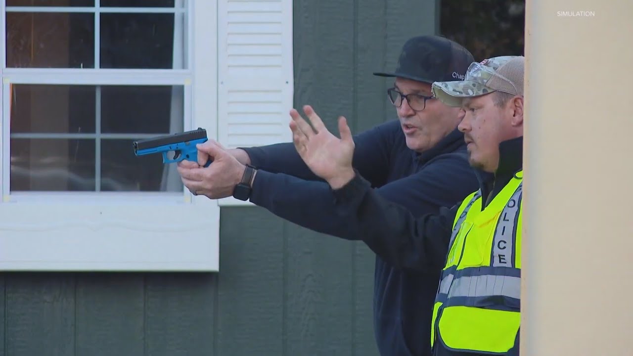 What it's really like to be a cop: Chaplains face intense police ...
