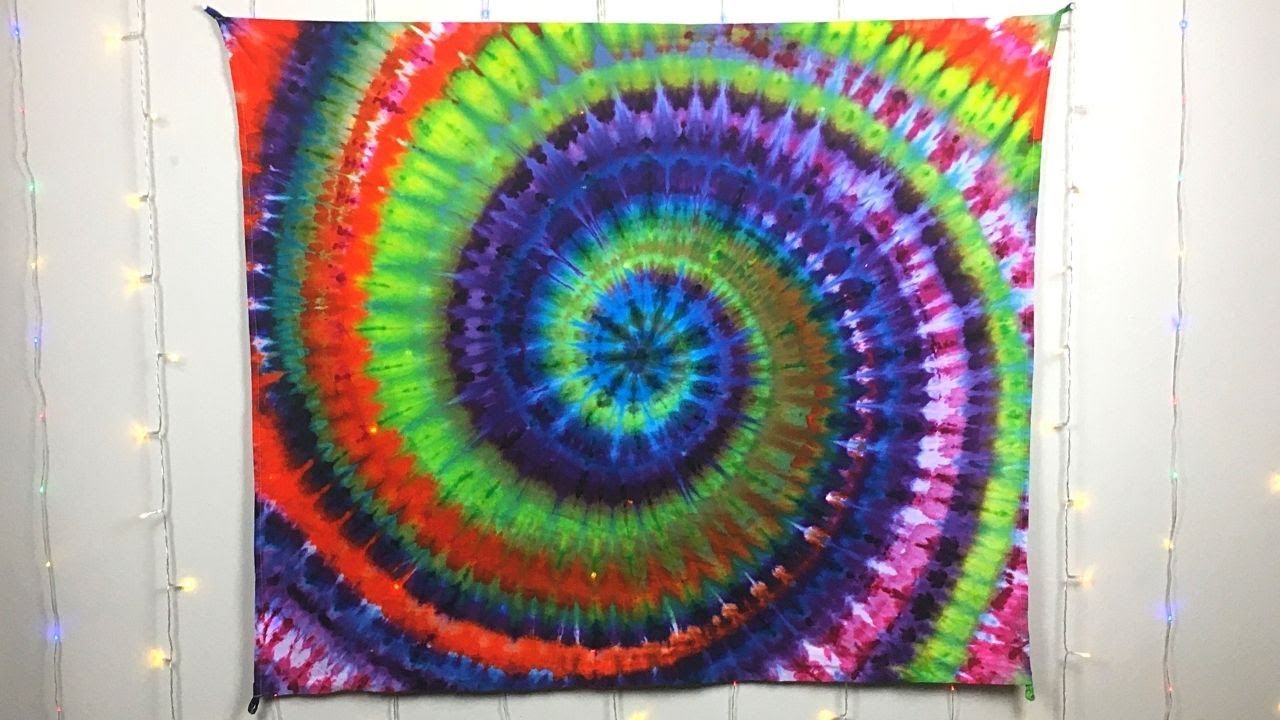 How To Tie Dye A Spiral Tapestry Unique Dye Placement Snow Dye