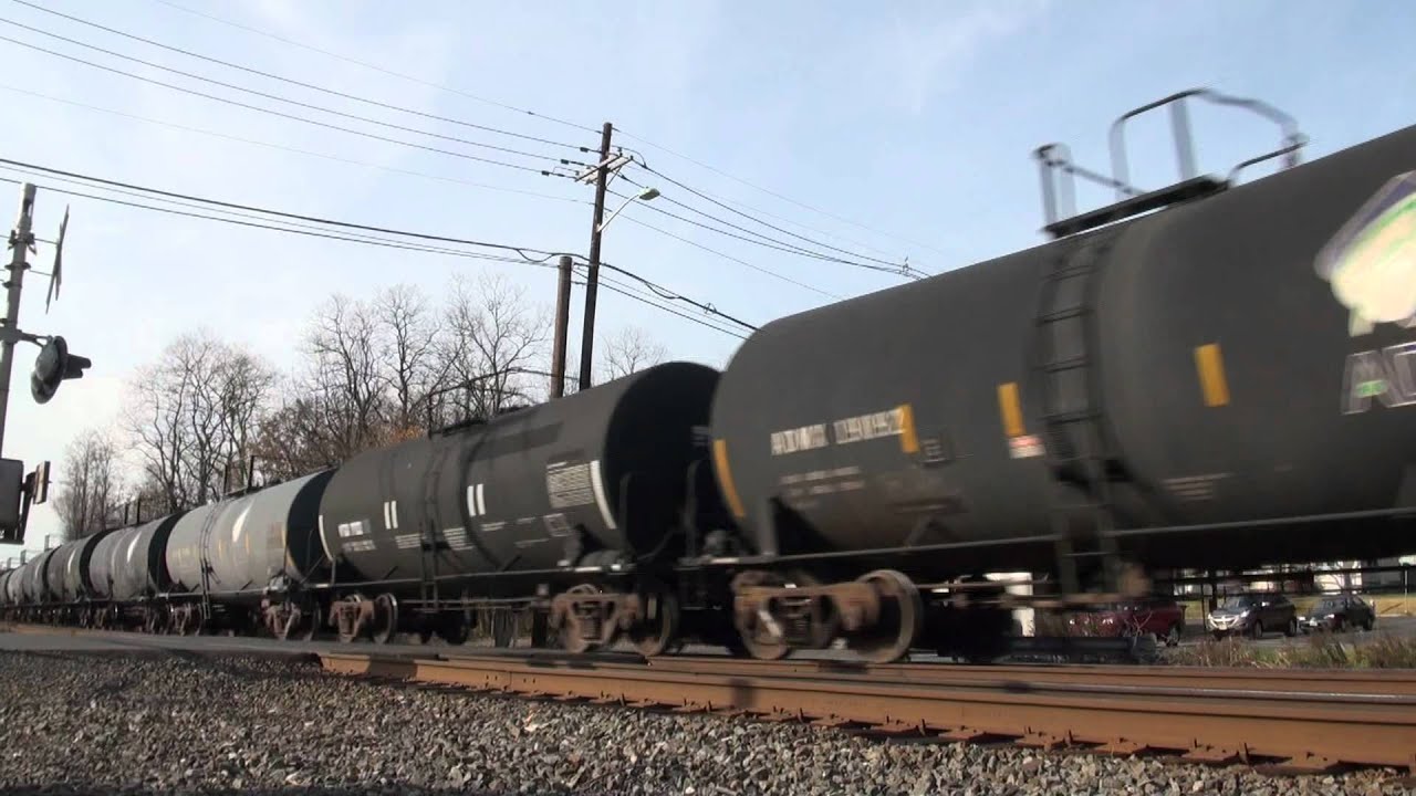 800th Video! CSX Q418-19 With Awesome Power Through Piscataway 11-19-11 - YouTube