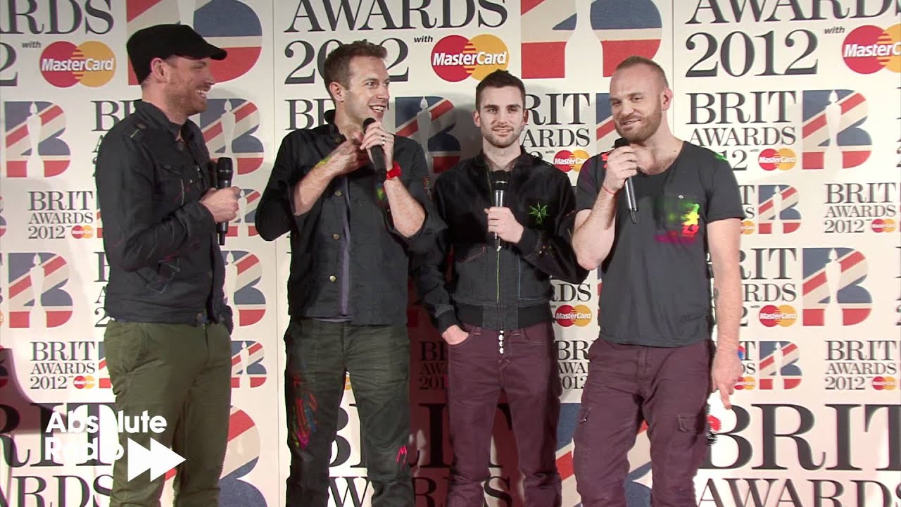 Coldplay backstage at BRIT Awards 2012 - YouTube