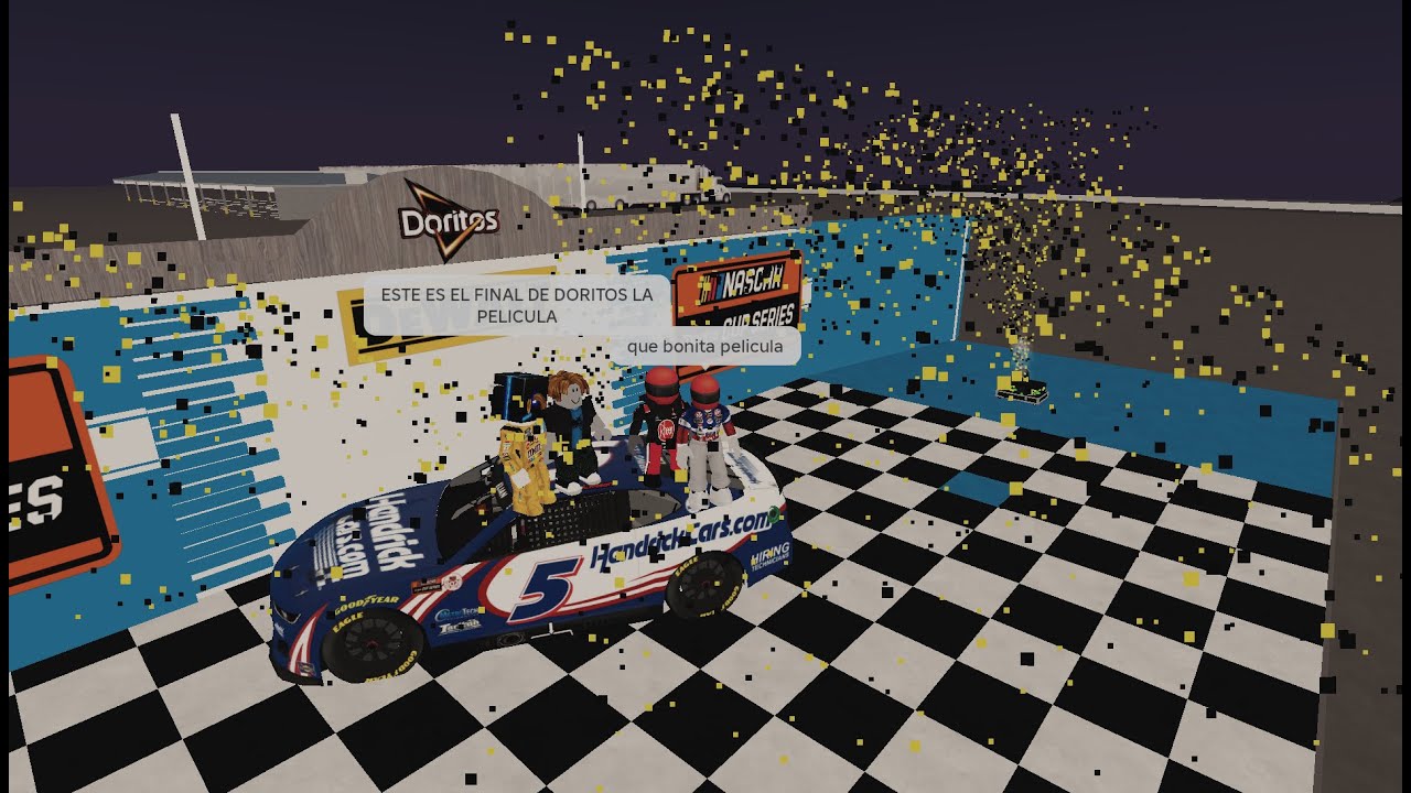 Doritos Cup Series final laps at Phoenix - YouTube
