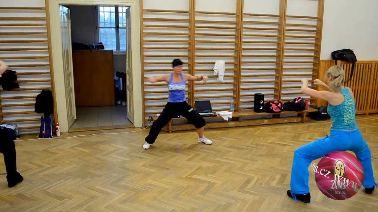 Zumba Mami - Zumba® Fitness CORE - YouTube