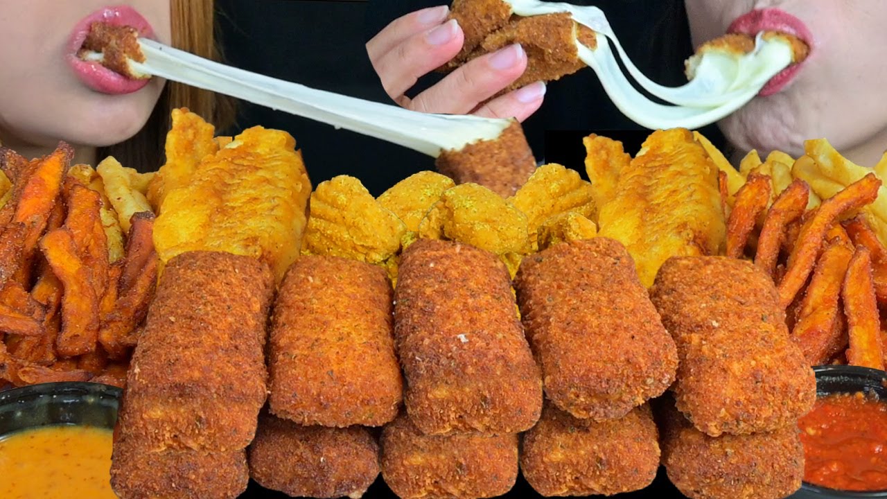 ASMR FRIED FOOD FEAST! GIANT MOZZARELLA CHEESE STICKS, CHICKEN WINGS ...