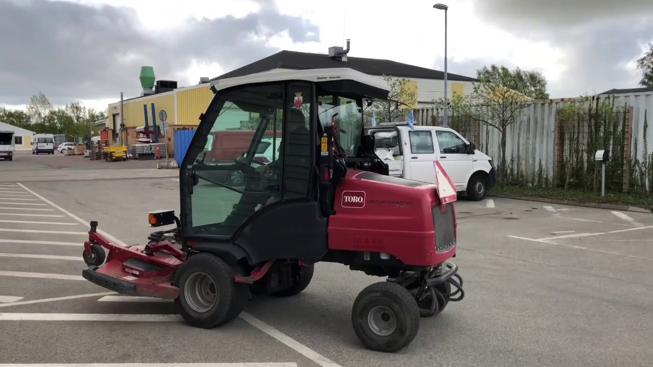 Köp Åkgräsklippare Toro Groundmaster 3400 på Klaravik.se - YouTube