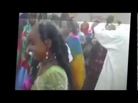 Danse Traditionnelle Arabe Tchad - YouTube