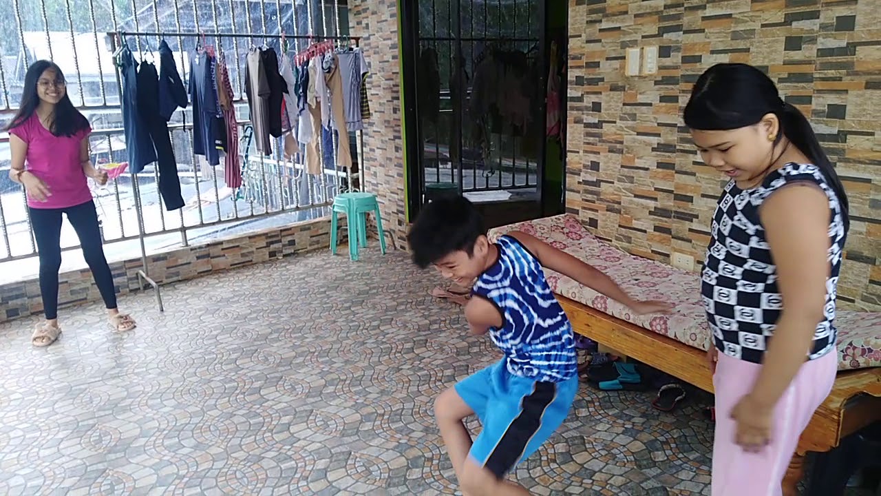 Batong Bola - YouTube