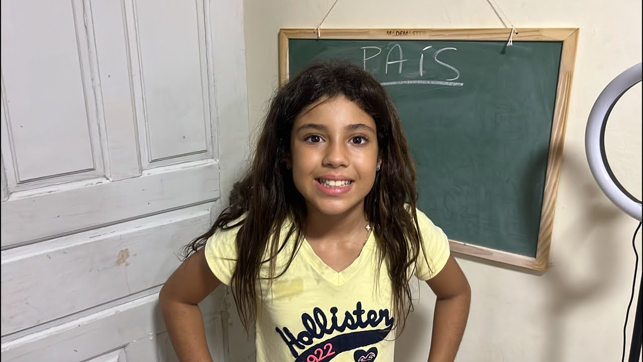 SABRINA SALES está ao vivo!- SABRINA SALES is live! - YouTube